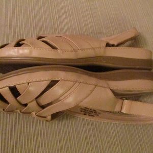 Wear Ever Women's Sandals | Shoes | Nwot Wear Ever Sandals Woven ...